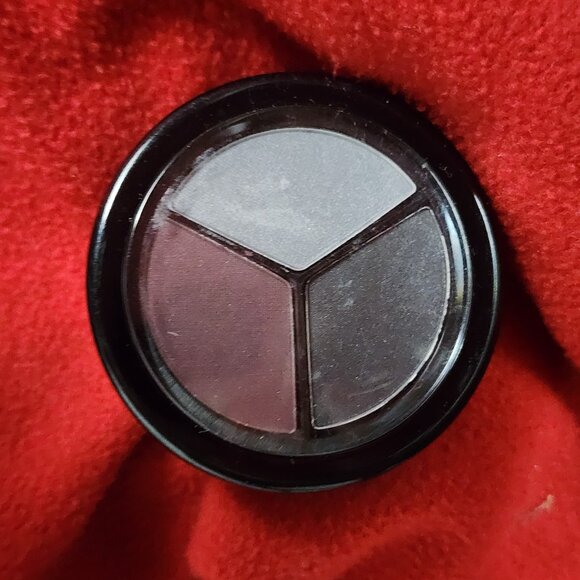 Mary Kay | Makeup | Mary Kay Lush Hues Eye Color Silver Gray Mauve Trio ...